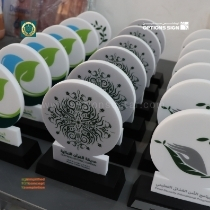 ::Options Signs | Are you looking for Acrylic Display in Qatar